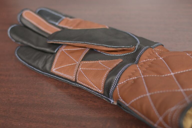 『ショートガントレットグローブ』2023AW入荷しました | マックスフリッツ神戸｜MaxFritz Official Web Site